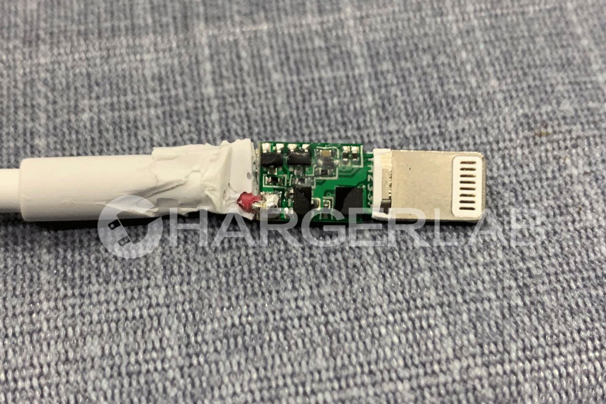 Breaking News: Apple USB-C to Lightning Cable Hacked! - Chargerlab