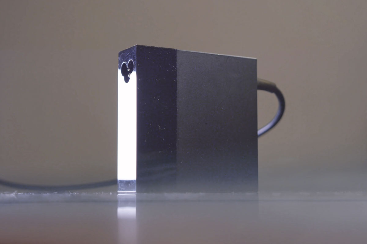 Asus Made the World's First 300W GaN Charger for its Monster Laptop ...