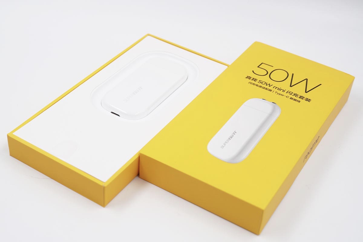 Review of Realme Mini Flash Charger, With 50W Power and Ultra-small ...