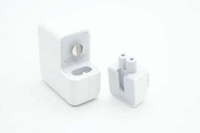 Teardown of Apple A2676 35W Charger (Dual USB-C Port Fast Charging ...