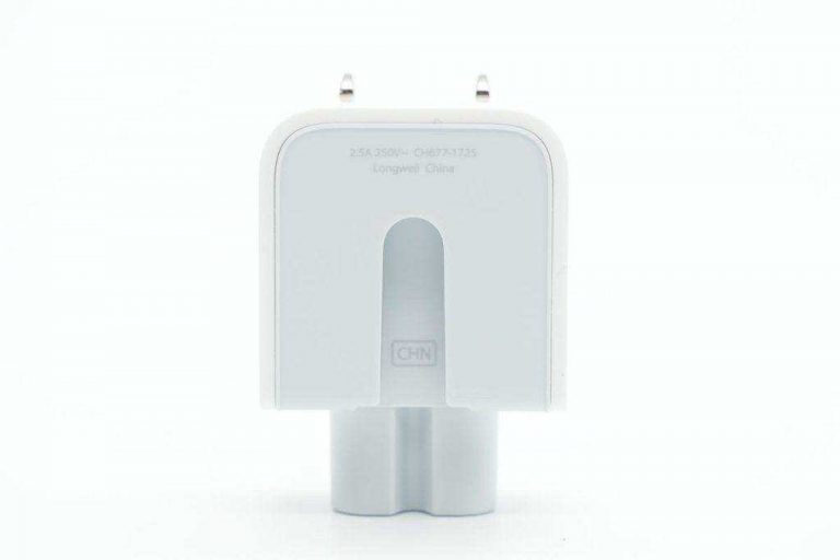 Teardown of Apple A2676 35W Charger (Dual USB-C Port Fast Charging ...