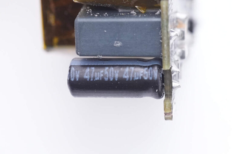 Teardown of Baseus 100W GaN3 Pro Power Strip - Chargerlab