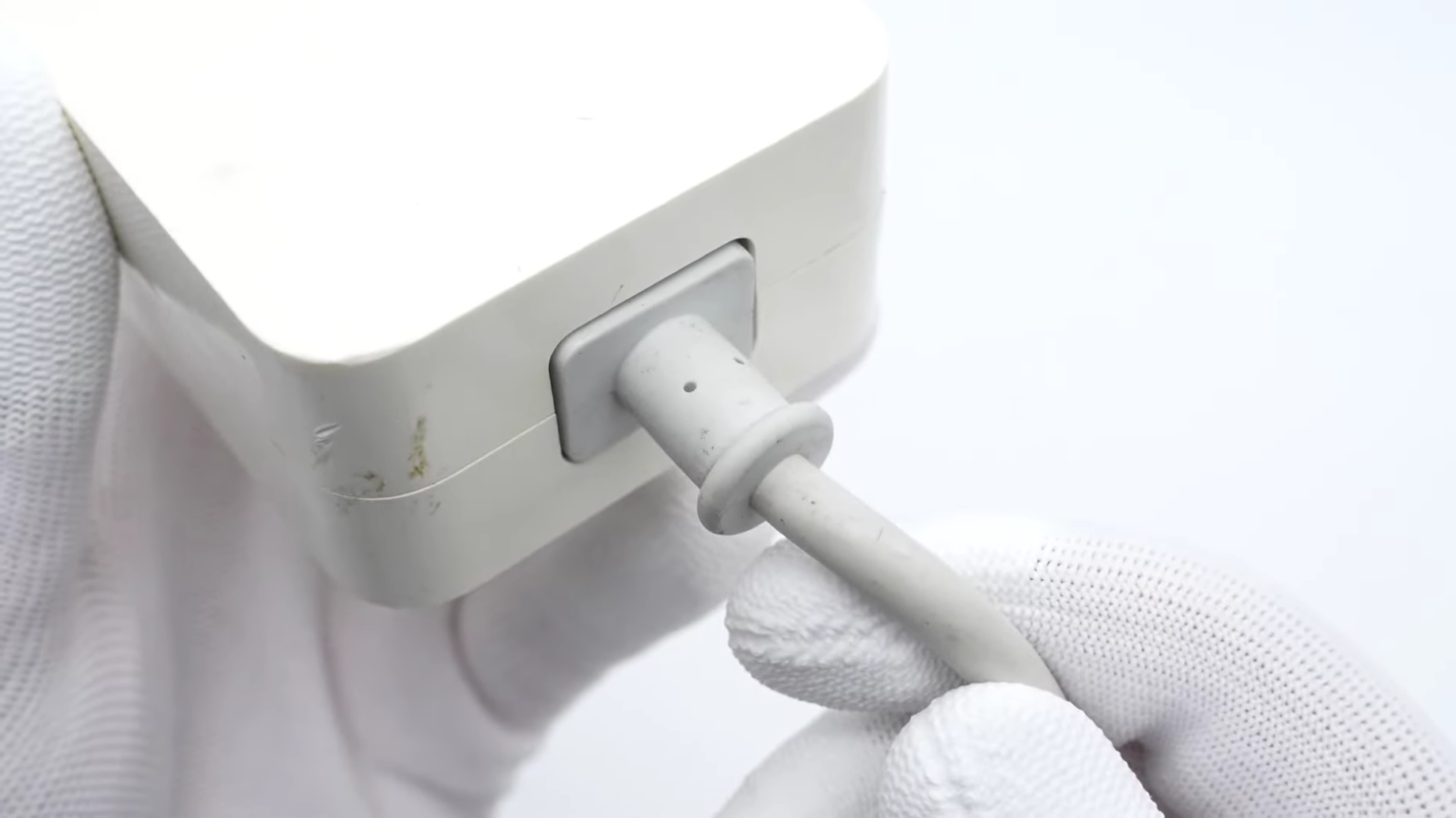 Back to 2006 | Teardown of Old Apple Mac mini 110W Power Adapter (A1188 ...