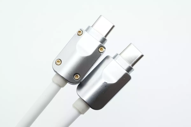 DIY | Teardown of Thunderbolt 4 240W USB-C Cable - Chargerlab