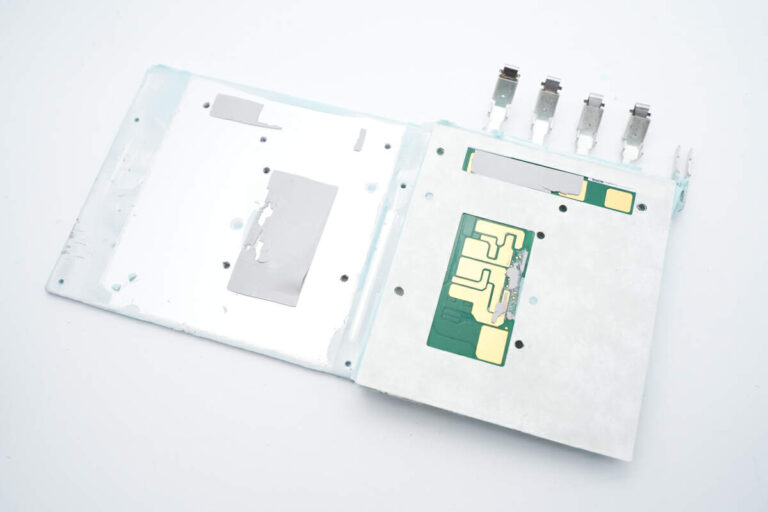 Teardown of SolarEdge 330W Power Optimizer Module (OPJ300) - Chargerlab
