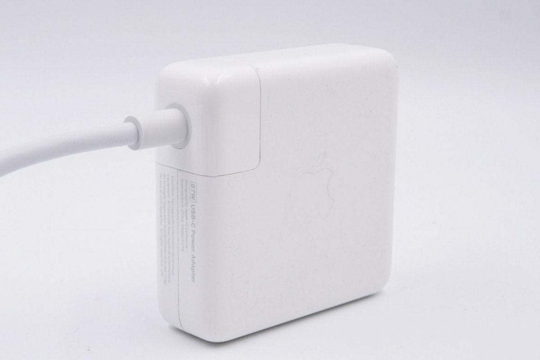 A Closer Look at the Brand New Apple 70W USB-C Power Adapter - Chargerlab