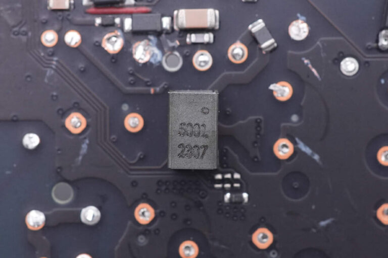 Teardown of Brand New Apple 70W GaN USB-C Power Adapter (A2743 ...