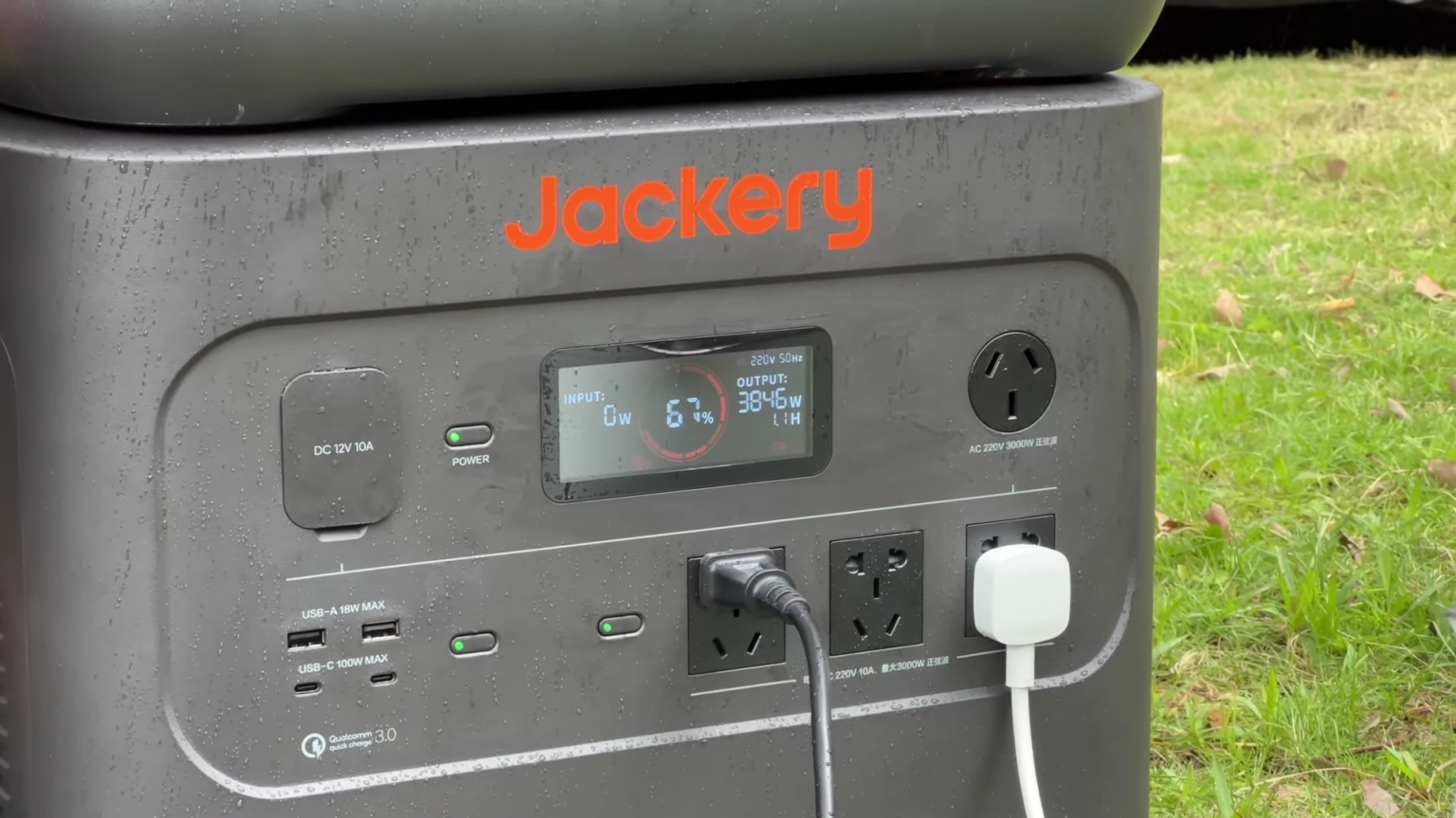 Jackery Explorer 2000 Plus Portable Power Station Review - Chargerlab