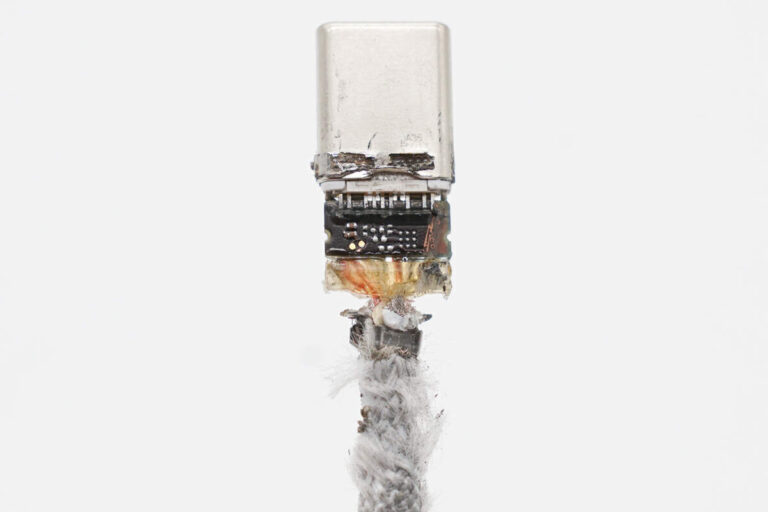 Teardown of Apple iPhone 15's Included USB-C Cable (A2795) - Chargerlab