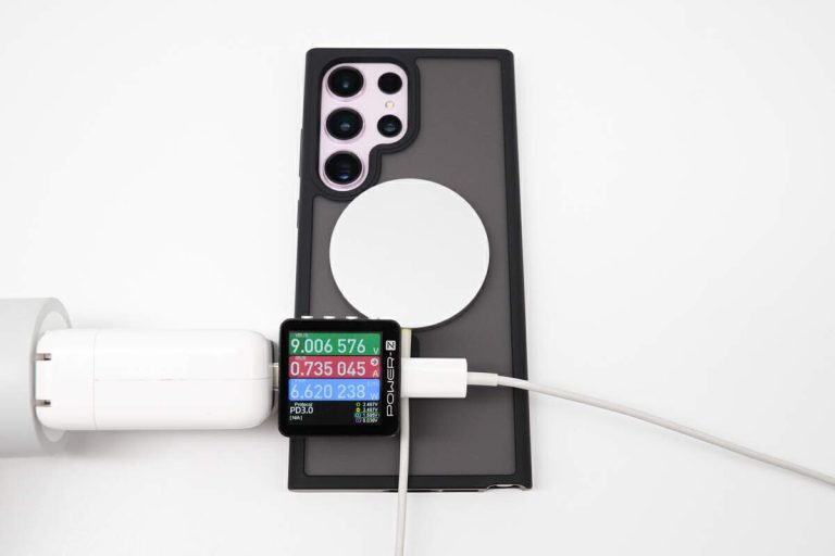 How to Wirelessly Charge the Samsung S23 Ultra Using Magnetic Force ...