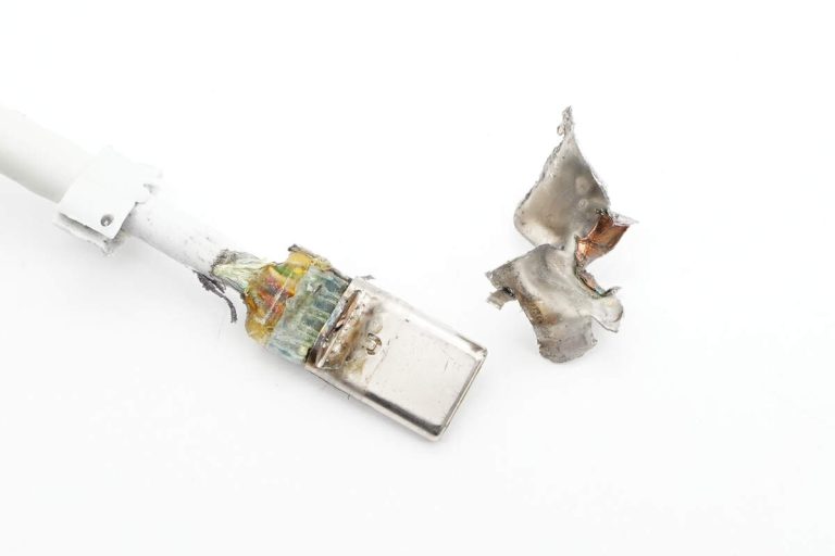 Teardown of Apple USB-C to USB-A Adapter (A1632) - Chargerlab