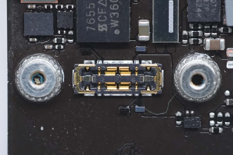 Teardown of Apple Vision Pro Battery - Chargerlab