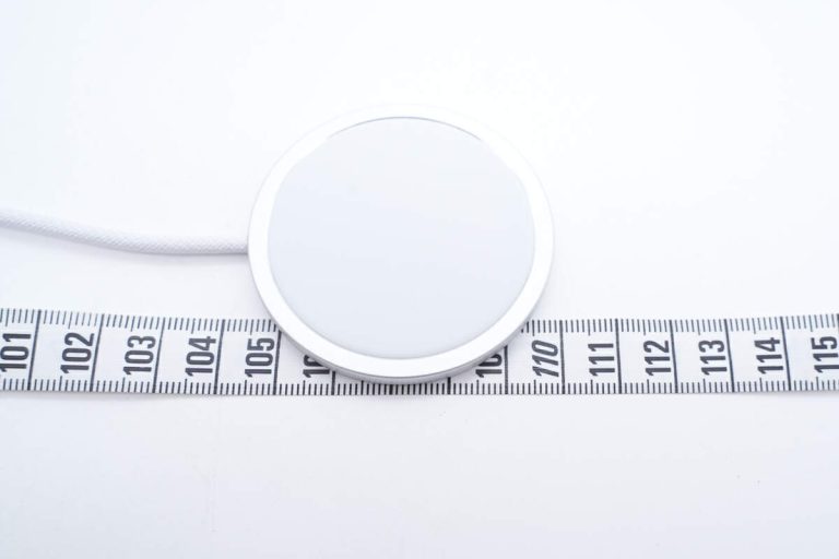 Teardown of Apple 25W MagSafe Charger (HK) (A2580) - Chargerlab