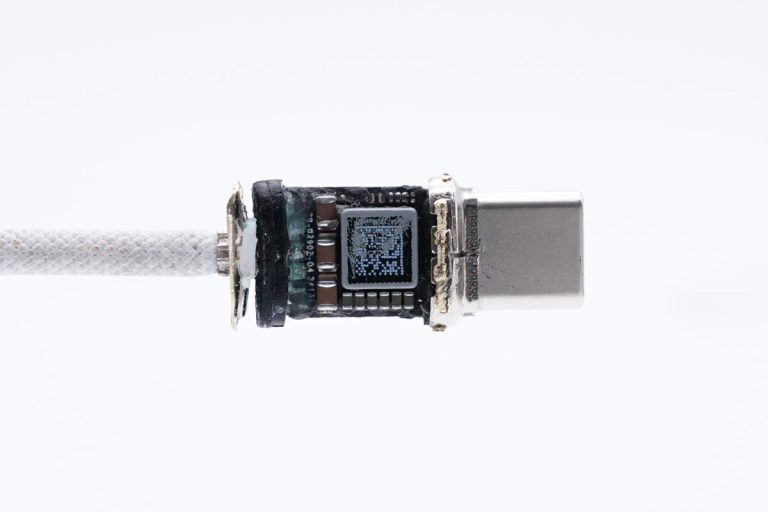 Teardown of Apple 25W MagSafe Charger (HK) (A2580) - Chargerlab