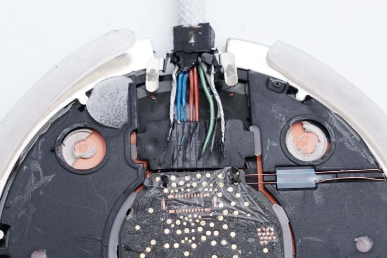 Teardown of Apple 25W MagSafe Charger (HK) (A2580) - Chargerlab