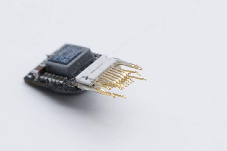 Teardown of Apple 25W MagSafe Charger (HK) (A2580) - Chargerlab