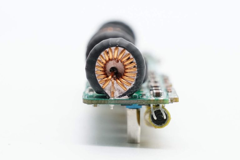 Teardown of Anker Prime Charger (200W, 6 Ports, GaN)(A2683) - Chargerlab