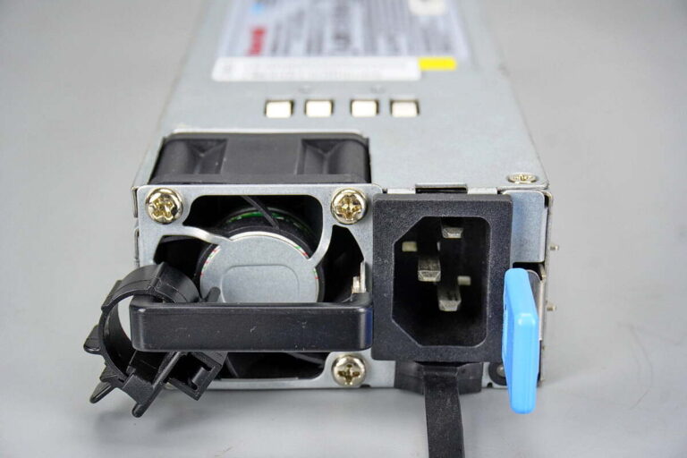 Teardown of GreatWall 550W 80 PLUS Platinum SiC Server Power Supply (GW ...