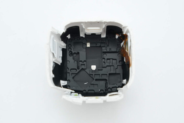 Teardown of Apple 40W Dynamic Power Adapter with 60W Max (A3365 ...